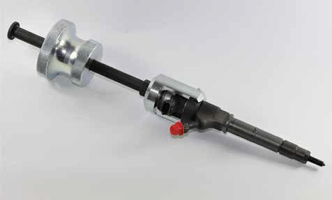 Removing Diesel Injectors - Australian Car Mechanic