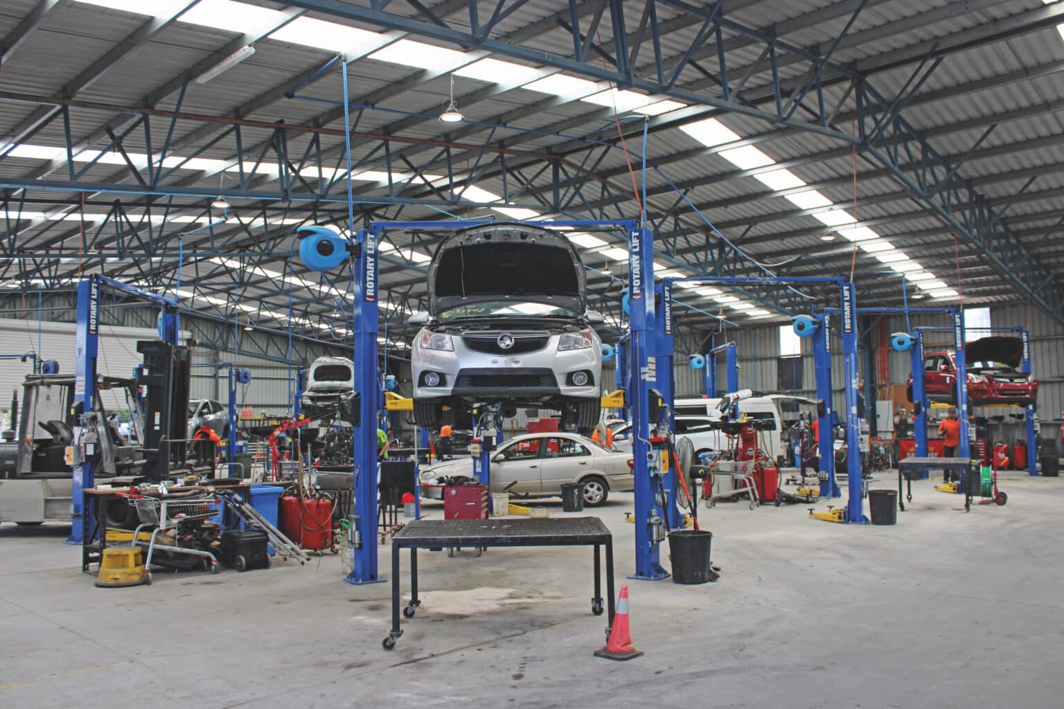 Dissecting dismantlers: Recycling with ACM Parts - Australian Car Mechanic